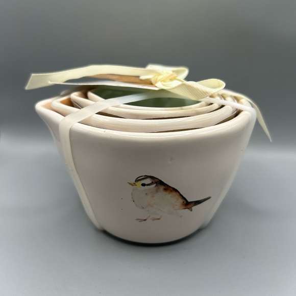 Rae Dunn | Kitchen | Rae Dunn Bird Measuring Cups Finch Wren ...